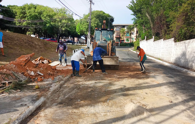 Prefeitura De Manaus Recupera Rede De Drenagem Profunda Na Avenida